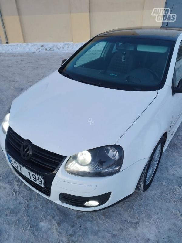 Volkswagen Golf 2005 in Vilnius, with an engine capacity of 1.90 L and mileage of 422 thousand km for 1650 €, photo 7 on AUTOMOTO.COM.LV