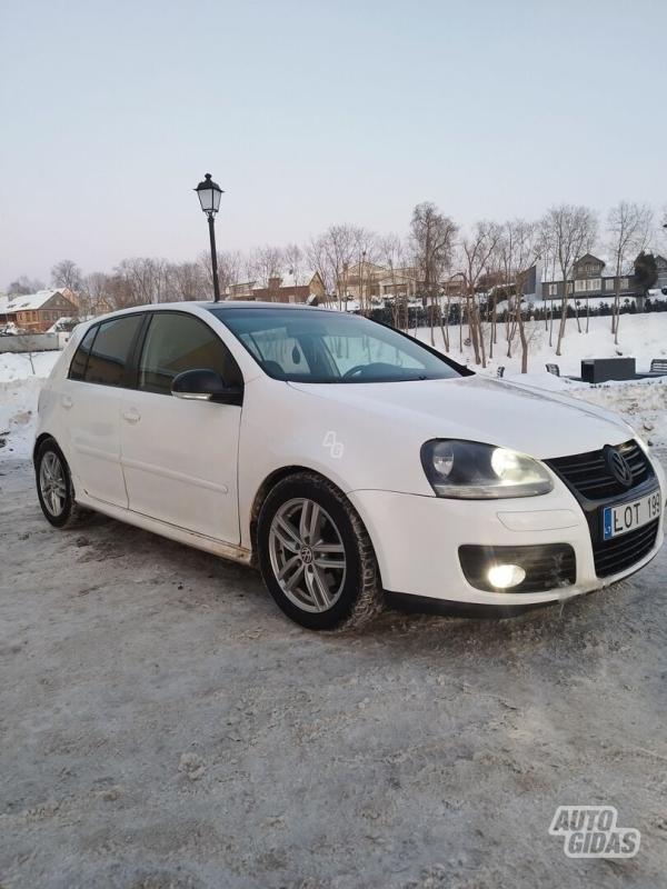 Volkswagen Golf 2005 in Vilnius, with an engine capacity of 1.90 L and mileage of 422 thousand km for 1650 €, photo 8 on AUTOMOTO.COM.LV
