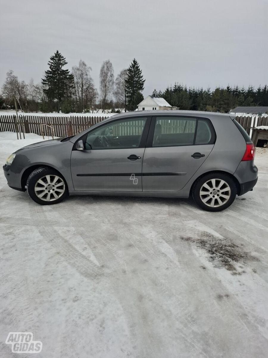 Volkswagen Golf 2005 Elektrėnai, ar dzinēja tilpumu 1.60 L un nobraukumu 345 tūkst. km par 1450 €, foto 4 vietnē AUTOMOTO.COM.LV