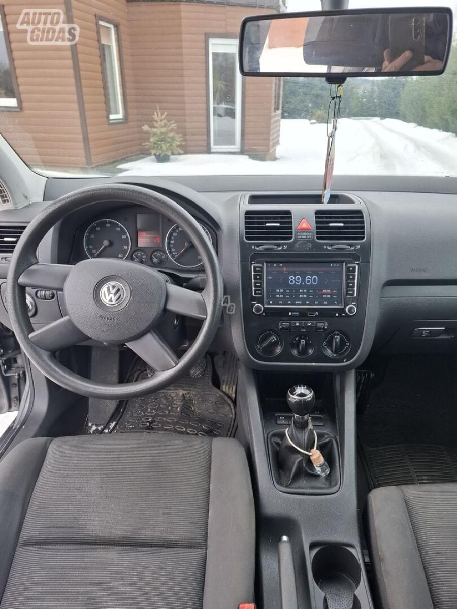 Volkswagen Golf 2005 Elektrėnai, ar dzinēja tilpumu 1.60 L un nobraukumu 345 tūkst. km par 1450 €, foto 15 vietnē AUTOMOTO.COM.LV