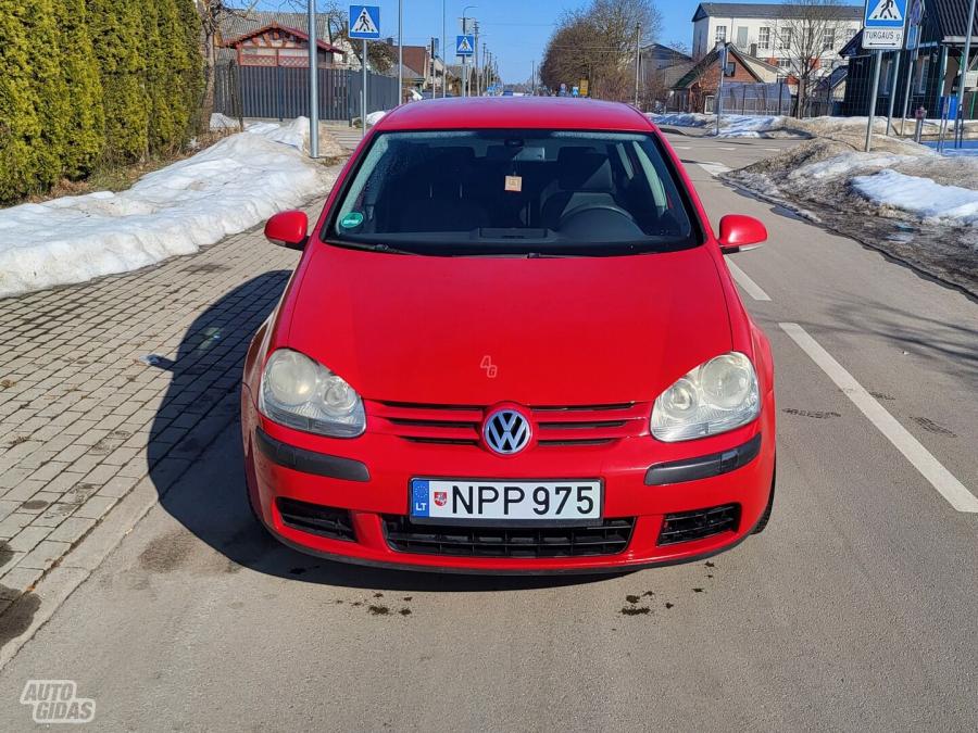 Volkswagen Golf 2005 Radviliškis, ar dzinēja tilpumu 2.00 L un nobraukumu 2 tūkst. km par 1100 €, foto 3 vietnē AUTOMOTO.COM.LV