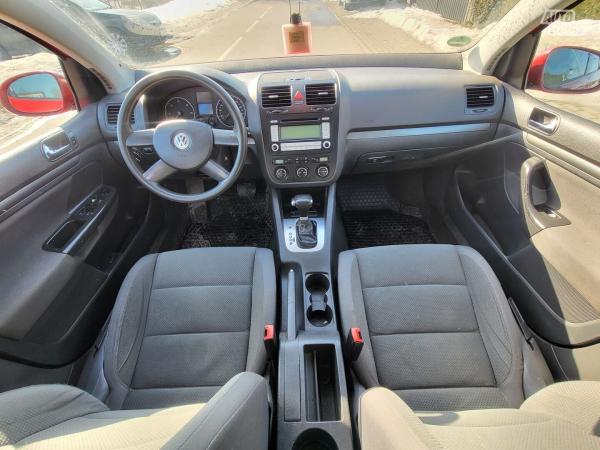 Volkswagen Golf 2005 Radviliškis, ar dzinēja tilpumu 2.00 L un nobraukumu 2 tūkst. km par 1100 €, foto 9 vietnē AUTOMOTO.COM.LV