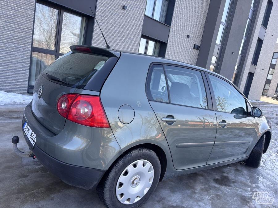 Volkswagen Golf 2005 in Kaunas, with an engine capacity of 1.90 L and mileage of 314 thousand km for 1350 €, photo 4 on AUTOMOTO.COM.LV