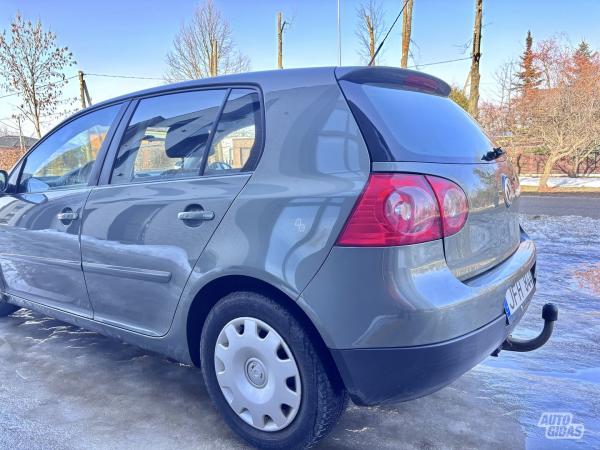 Volkswagen Golf 2005 Kauņa, ar dzinēja tilpumu 1.90 L un nobraukumu 314 tūkst. km par 1350 €, foto 5 vietnē AUTOMOTO.COM.LV