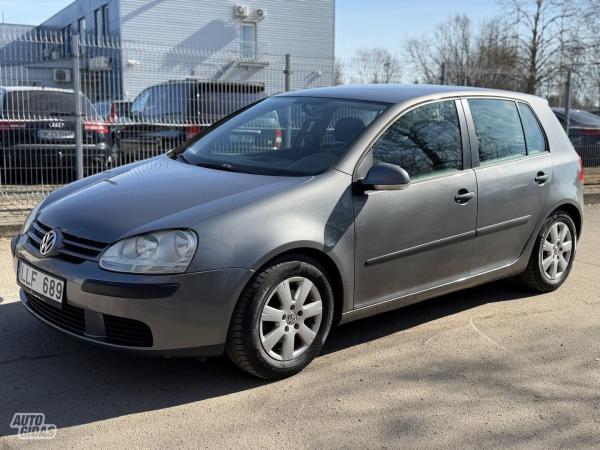 Volkswagen Golf 2005 Šauļi, ar dzinēja tilpumu 1.60 L un nobraukumu 215 tūkst. km par 1450 €, foto 4 vietnē AUTOMOTO.COM.LV