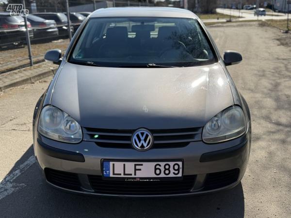 Volkswagen Golf 2005 Šauļi, ar dzinēja tilpumu 1.60 L un nobraukumu 215 tūkst. km par 1450 €, foto 7 vietnē AUTOMOTO.COM.LV