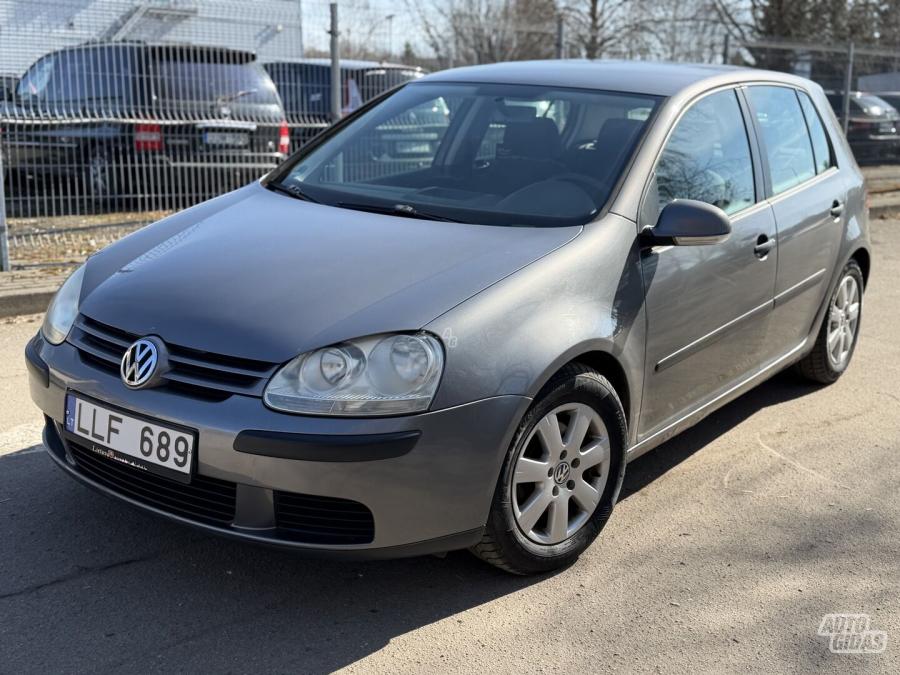 Volkswagen Golf 2005 in Siauliai, with an engine capacity of 1.60 L and mileage of 215 thousand km for 1450 €, photo 2 on AUTOMOTO.COM.LV