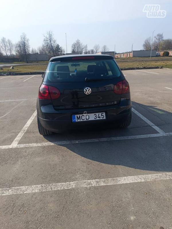Volkswagen Golf 2005 Marijampole, ar dzinēja tilpumu 1.90 L un nobraukumu 363 tūkst. km par 1800 €, foto 5 vietnē AUTOMOTO.COM.LV