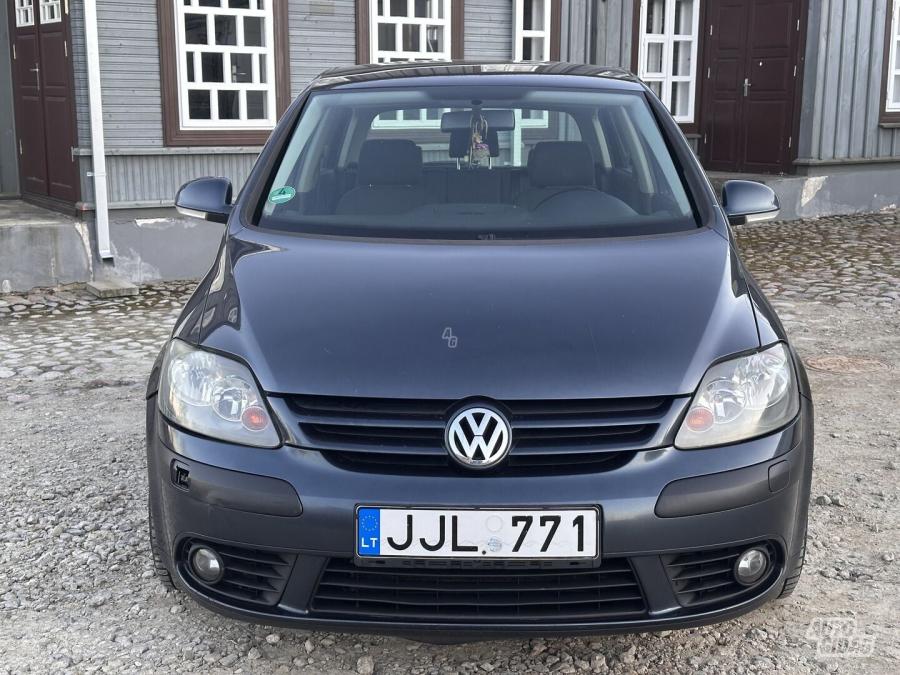 Volkswagen Golf 2005 in Kaisiadorys, with an engine capacity of 2.00 L and mileage of 279 thousand km for 1700 €, photo 9 on AUTOMOTO.COM.LV
