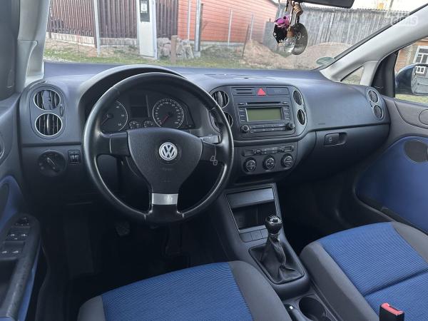 Volkswagen Golf 2005 Kaišiadorys, ar dzinēja tilpumu 2.00 L un nobraukumu 279 tūkst. km par 1700 €, foto 9 vietnē AUTOMOTO.COM.LV