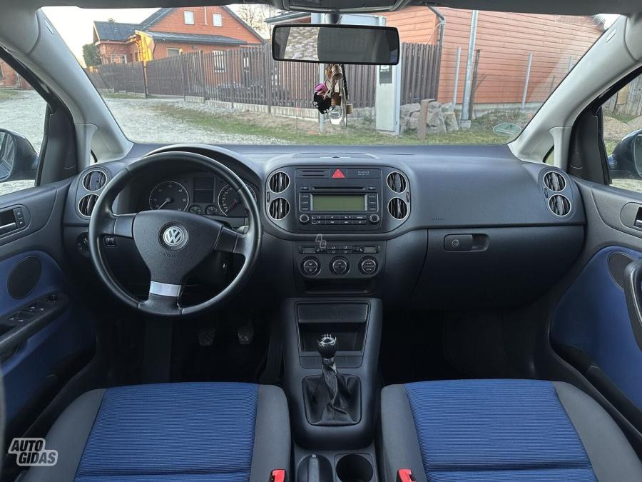 Volkswagen Golf 2005 in Kaisiadorys, with an engine capacity of 2.00 L and mileage of 279 thousand km for 1700 €, photo 12 on AUTOMOTO.COM.LV