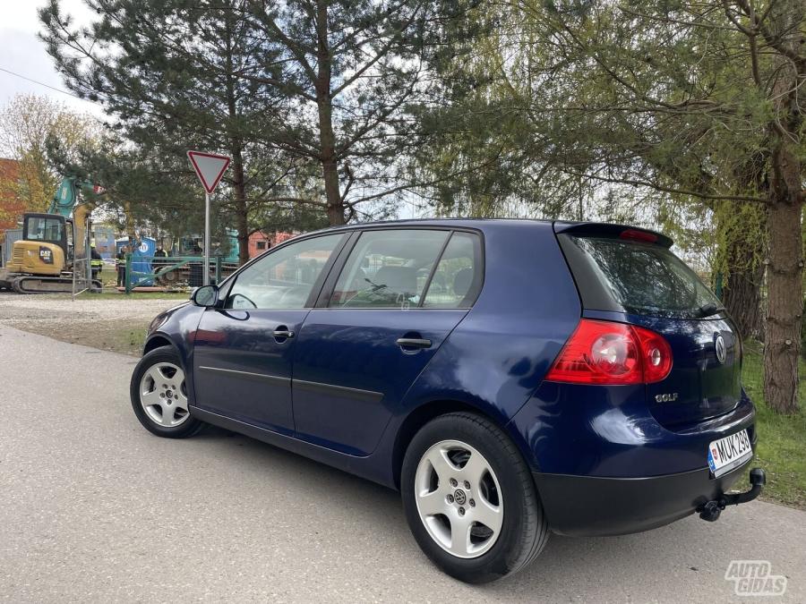 Volkswagen Golf 2005 Kauņa, ar dzinēja tilpumu 1.90 L un nobraukumu 290 tūkst. km par 1750 €, foto 15 vietnē AUTOMOTO.COM.LV