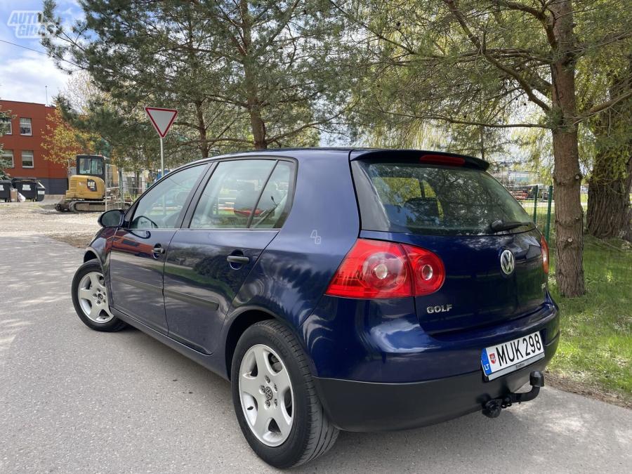 Volkswagen Golf 2005 Kauņa, ar dzinēja tilpumu 1.90 L un nobraukumu 290 tūkst. km par 1750 €, foto 26 vietnē AUTOMOTO.COM.LV