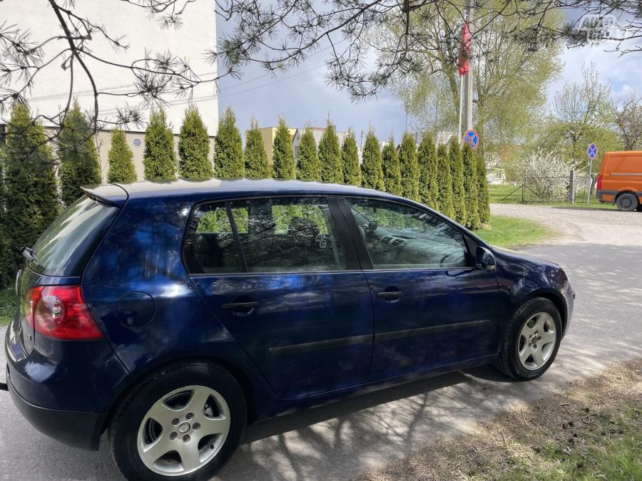 Volkswagen Golf 2005 Kauņa, ar dzinēja tilpumu 1.90 L un nobraukumu 290 tūkst. km par 1750 €, foto 29 vietnē AUTOMOTO.COM.LV