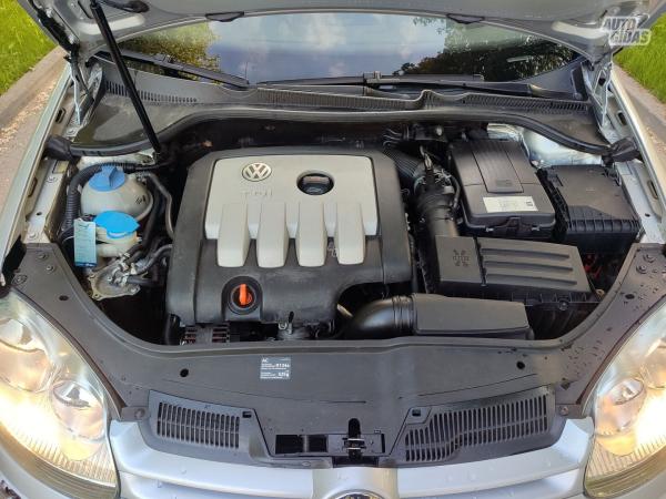 Volkswagen Golf 2005 in Ukmerge, with an engine capacity of 2.00 L and mileage of 282 thousand km for 2350 €, photo 9 on AUTOMOTO.COM.LV