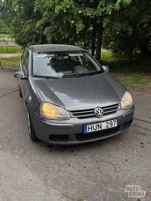 Volkswagen Golf 2005 in Siauliai, with an engine capacity of 1.90 L and mileage of 300 thousand km for 1750 €, photo 4 on AUTOMOTO.COM.LV