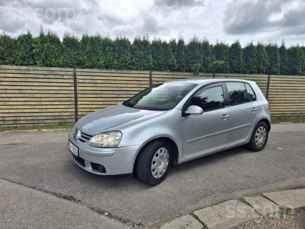 Volkswagen Golf 2005 Rīga, ar dzinēja tilpumu 1.60 L un nobraukumu 360 tūkst. km par 2100 €, foto 1 vietnē AUTOMOTO.COM.LV