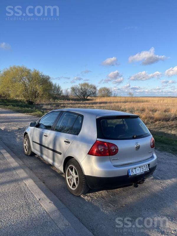 Volkswagen Golf 2005 Liepāja, ar dzinēja tilpumu 1.60 L un nobraukumu 307 tūkst. km par 1700 €, foto 2 vietnē AUTOMOTO.COM.LV