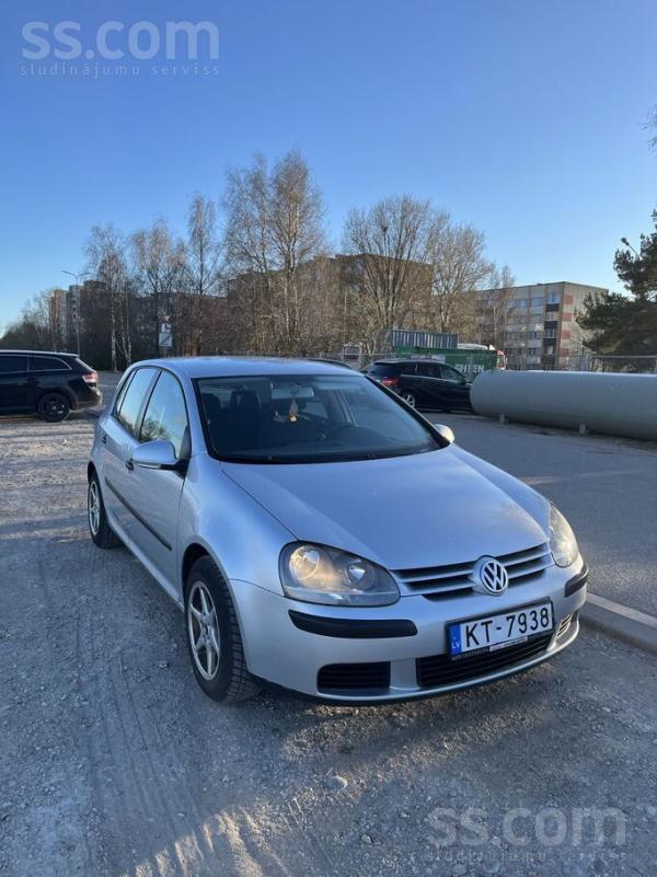 Volkswagen Golf 2005 Liepāja, ar dzinēja tilpumu 1.60 L un nobraukumu 307 tūkst. km par 1700 €, foto 4 vietnē AUTOMOTO.COM.LV