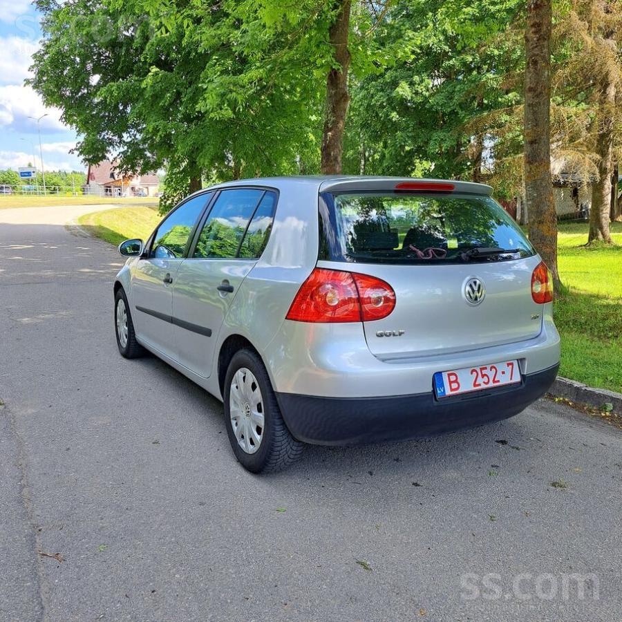 Volkswagen Golf 2005 Rēzekne, ar dzinēja tilpumu 1.90 L un nobraukumu 0 tūkst. km par 3500 €, foto 8 vietnē AUTOMOTO.COM.LV