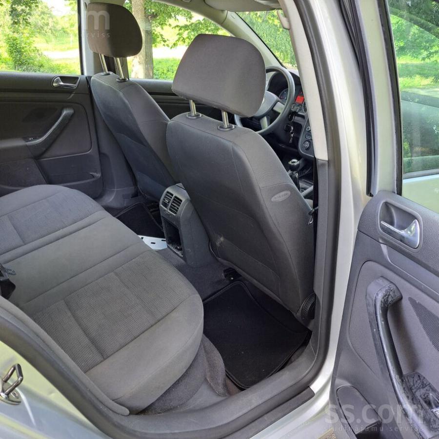 Volkswagen Golf 2005 Rēzekne, ar dzinēja tilpumu 1.90 L un nobraukumu 0 tūkst. km par 3500 €, foto 13 vietnē AUTOMOTO.COM.LV