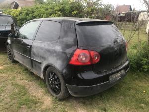 Volkswagen Golf 2005 in Siauliai, with an engine capacity of 2.00 L and mileage of 285 thousand km for 430 €, photo  on AUTOMOTO.COM.LV