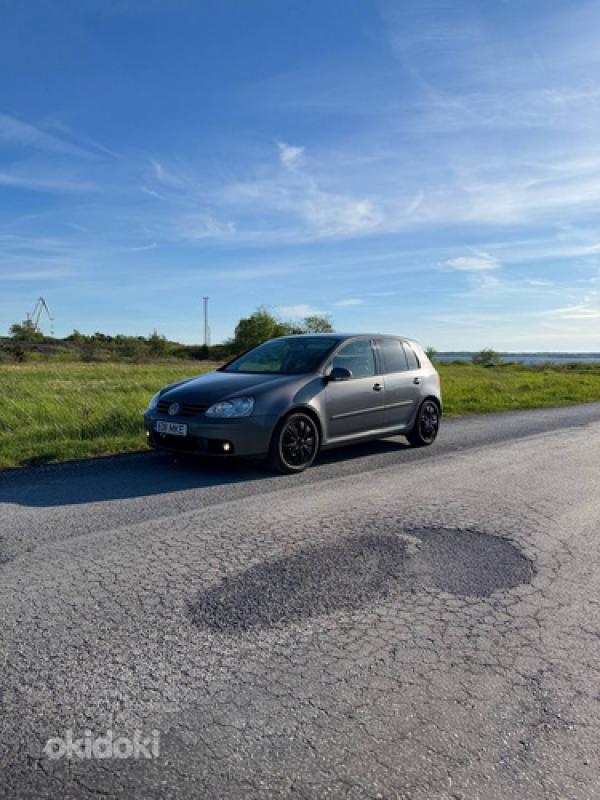 Volkswagen Golf 2005 Tallina, ar dzinēja tilpumu 0.10 L un nobraukumu 332 tūkst. km par 2399 €, foto 2 vietnē AUTOMOTO.COM.LV