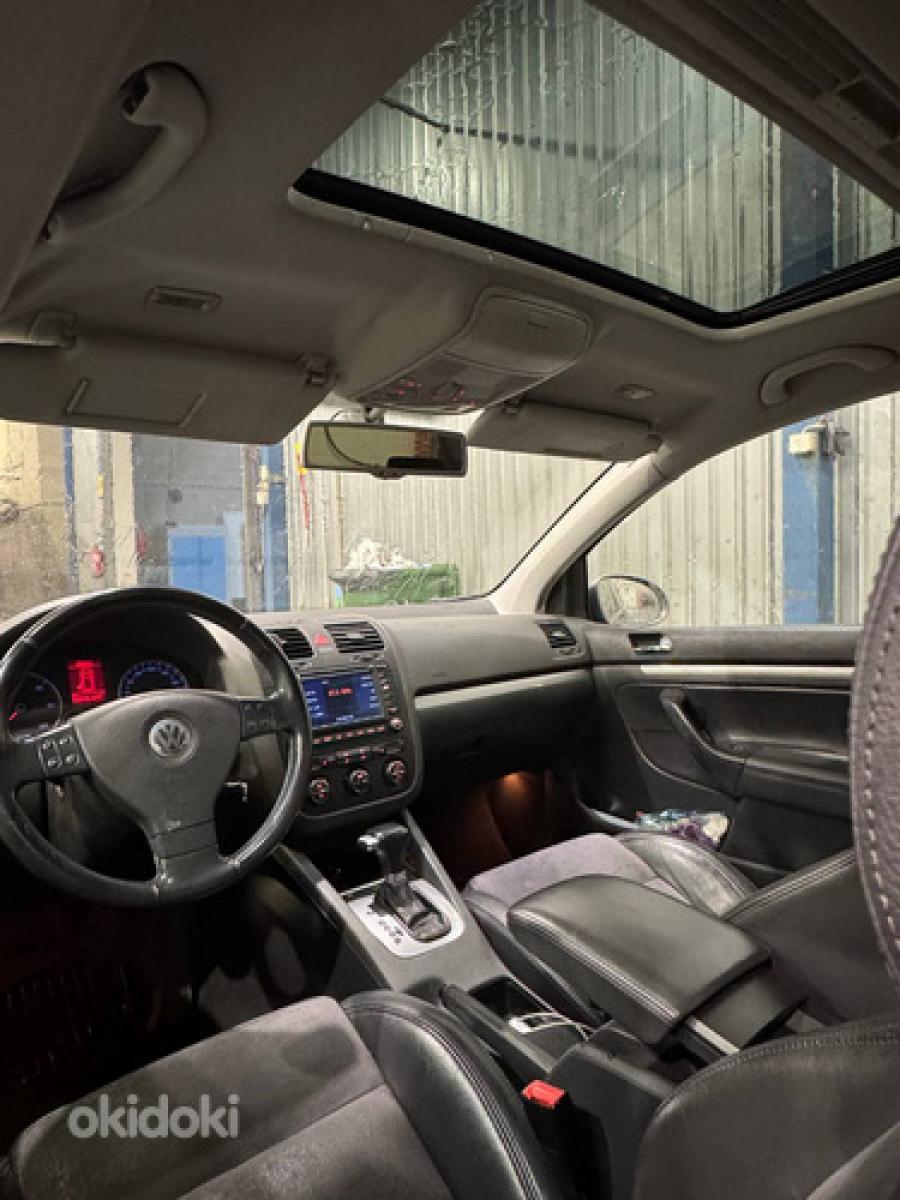 Volkswagen Golf 2005 Tallina, ar dzinēja tilpumu 0.10 L un nobraukumu 332 tūkst. km par 2399 €, foto 6 vietnē AUTOMOTO.COM.LV