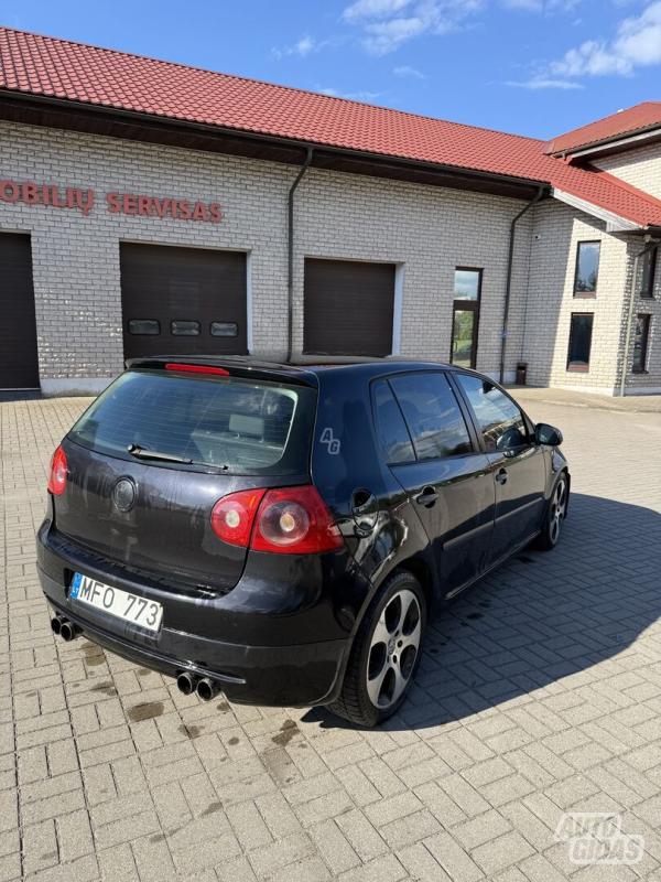 Volkswagen Golf 2005 Kauņa, ar dzinēja tilpumu 1.90 L un nobraukumu 333 tūkst. km par 1200 €, foto 3 vietnē AUTOMOTO.COM.LV