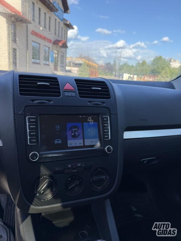 Volkswagen Golf 2005 Kauņa, ar dzinēja tilpumu 1.90 L un nobraukumu 333 tūkst. km par 1200 €, foto 8 vietnē AUTOMOTO.COM.LV
