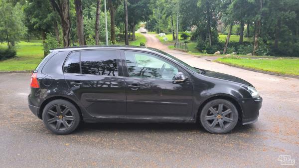 Volkswagen Golf 2005 in Klaipeda, with an engine capacity of 1.90 L and mileage of 374 thousand km for 580 €, photo 5 on AUTOMOTO.COM.LV