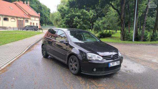 Volkswagen Golf 2005 in Klaipeda, with an engine capacity of 1.90 L and mileage of 374 thousand km for 580 €, photo 6 on AUTOMOTO.COM.LV