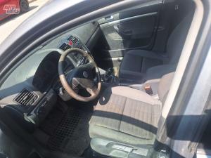 Volkswagen Golf 2005 in Vilnius, with an engine capacity of 1.90 L and mileage of 360 thousand km for 490 €, photo 6 on AUTOMOTO.COM.LV