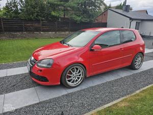 Volkswagen Golf 2005 Šauļi, ar dzinēja tilpumu 2.00 L un nobraukumu 391 tūkst. km par 2350 €, foto  vietnē AUTOMOTO.COM.LV