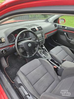 Volkswagen Golf 2005 in Siauliai, with an engine capacity of 2.00 L and mileage of 391 thousand km for 2350 €, photo 7 on AUTOMOTO.COM.LV