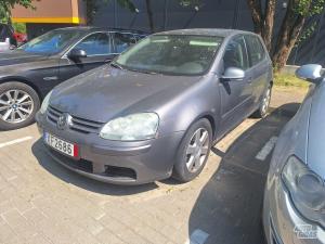 Volkswagen Golf 2005 Viļņa, ar dzinēja tilpumu 1.90 L un nobraukumu 360 tūkst. km par 520 €, foto  vietnē AUTOMOTO.COM.LV