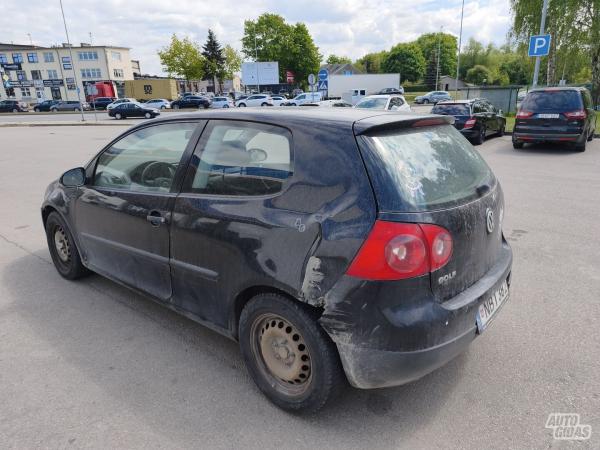 Фольксваген Гольф 2005 в Клайпеда, объемом двигателя 1.90 л и пробегом 280 тыс. км за 400 €, фото 4 на AUTOMOTO.COM.LV