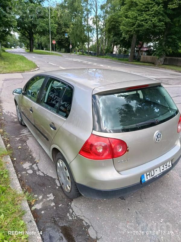 Volkswagen Golf 2005 Rīga, ar dzinēja tilpumu 1.40 L un nobraukumu 165 tūkst. km par 1400 €, foto 5 vietnē AUTOMOTO.COM.LV