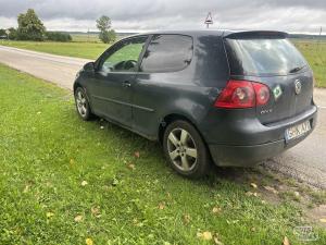 Volkswagen Golf 2005 Varėna, ar dzinēja tilpumu 1.90 L un nobraukumu 314 tūkst. km par 540 €, foto 7 vietnē AUTOMOTO.COM.LV