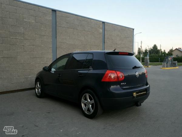 Volkswagen Golf 2005 Kretinga, ar dzinēja tilpumu 1.90 L un nobraukumu 253 tūkst. km par 2450 €, foto 4 vietnē AUTOMOTO.COM.LV