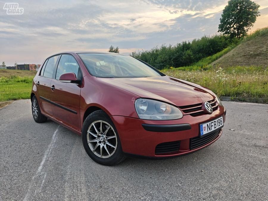 Volkswagen Golf 2005 in Vilnius, with an engine capacity of 1.60 L and mileage of 244 thousand km for 870 €, photo 3 on AUTOMOTO.COM.LV