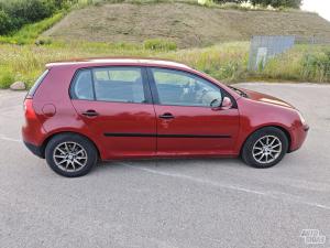 Volkswagen Golf 2005 in Vilnius, with an engine capacity of 1.60 L and mileage of 244 thousand km for 870 €, photo 7 on AUTOMOTO.COM.LV
