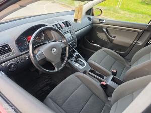 Volkswagen Golf 2005 in Vilnius, with an engine capacity of 1.60 L and mileage of 244 thousand km for 870 €, photo 9 on AUTOMOTO.COM.LV