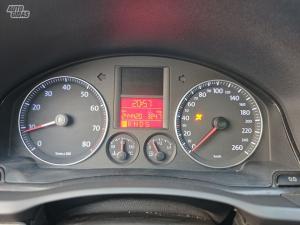 Volkswagen Golf 2005 in Vilnius, with an engine capacity of 1.60 L and mileage of 244 thousand km for 870 €, photo 14 on AUTOMOTO.COM.LV