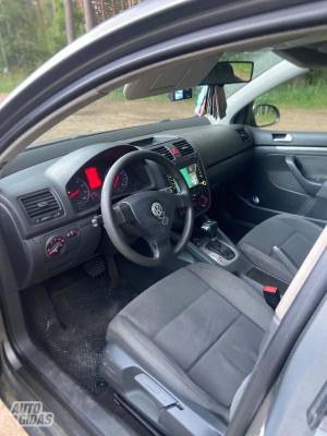 Volkswagen Golf 2005 in Vilnius, with an engine capacity of 2.00 L and mileage of 266 thousand km for 1800 €, photo 5 on AUTOMOTO.COM.LV