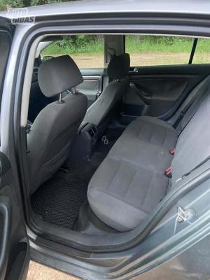 Volkswagen Golf 2005 in Vilnius, with an engine capacity of 2.00 L and mileage of 266 thousand km for 1800 €, photo 6 on AUTOMOTO.COM.LV