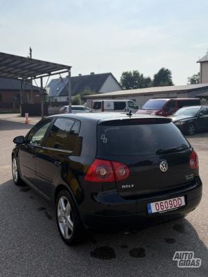 Volkswagen Golf 2005 in Vilnius, with an engine capacity of 2.00 L and mileage of 230 thousand km for 2000 €, photo 4 on AUTOMOTO.COM.LV