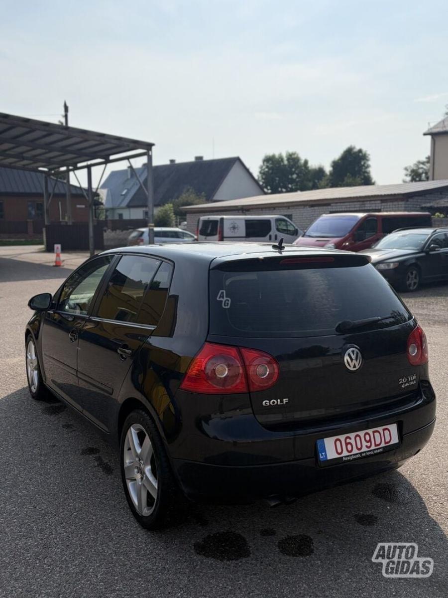 Volkswagen Golf 2005 in Vilnius, with an engine capacity of 2.00 L and mileage of 230 thousand km for 2000 €, photo 4 on AUTOMOTO.COM.LV