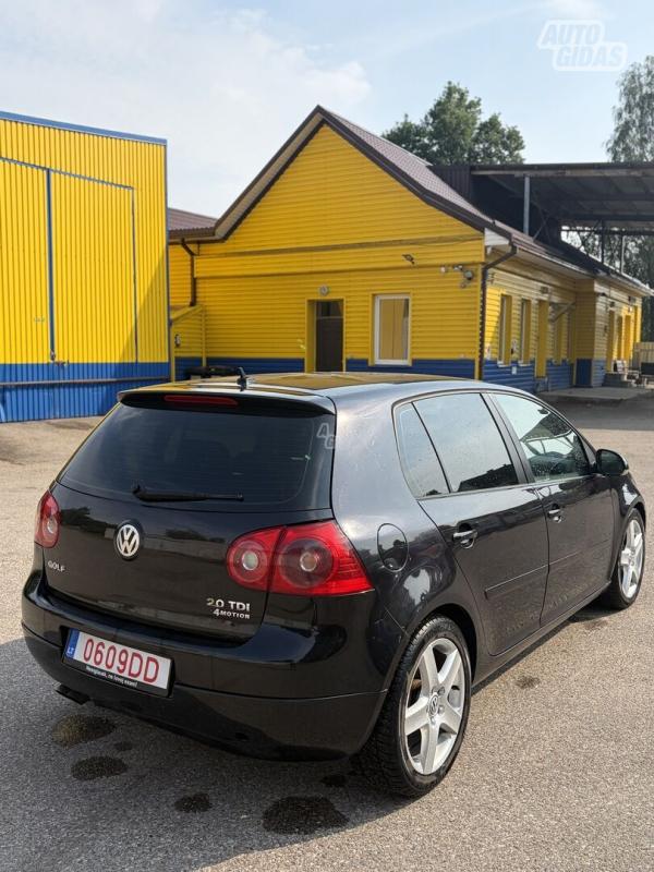 Volkswagen Golf 2005 Viļņa, ar dzinēja tilpumu 2.00 L un nobraukumu 230 tūkst. km par 2000 €, foto 4 vietnē AUTOMOTO.COM.LV