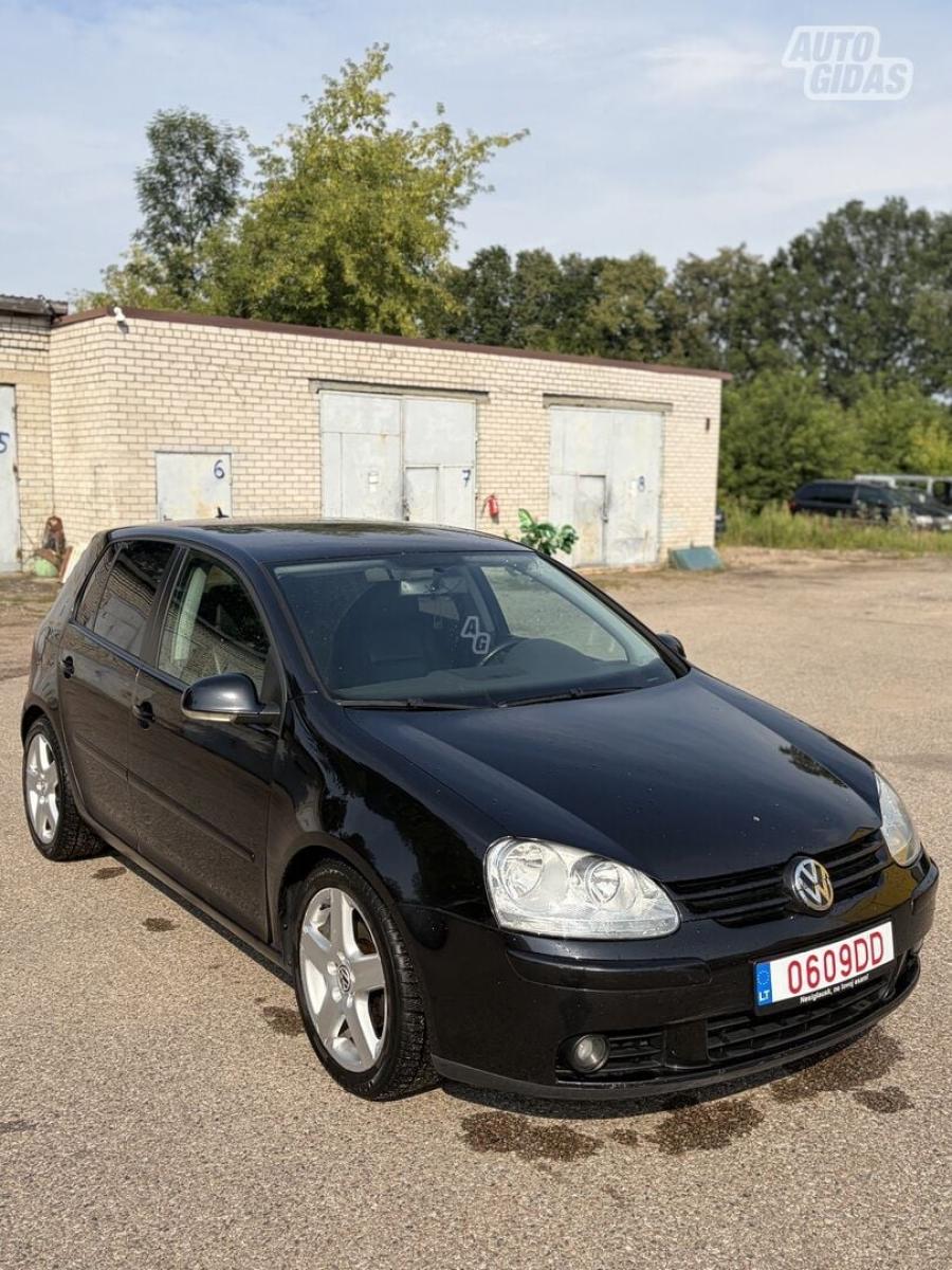 Volkswagen Golf 2005 Viļņa, ar dzinēja tilpumu 2.00 L un nobraukumu 230 tūkst. km par 2000 €, foto 1 vietnē AUTOMOTO.COM.LV